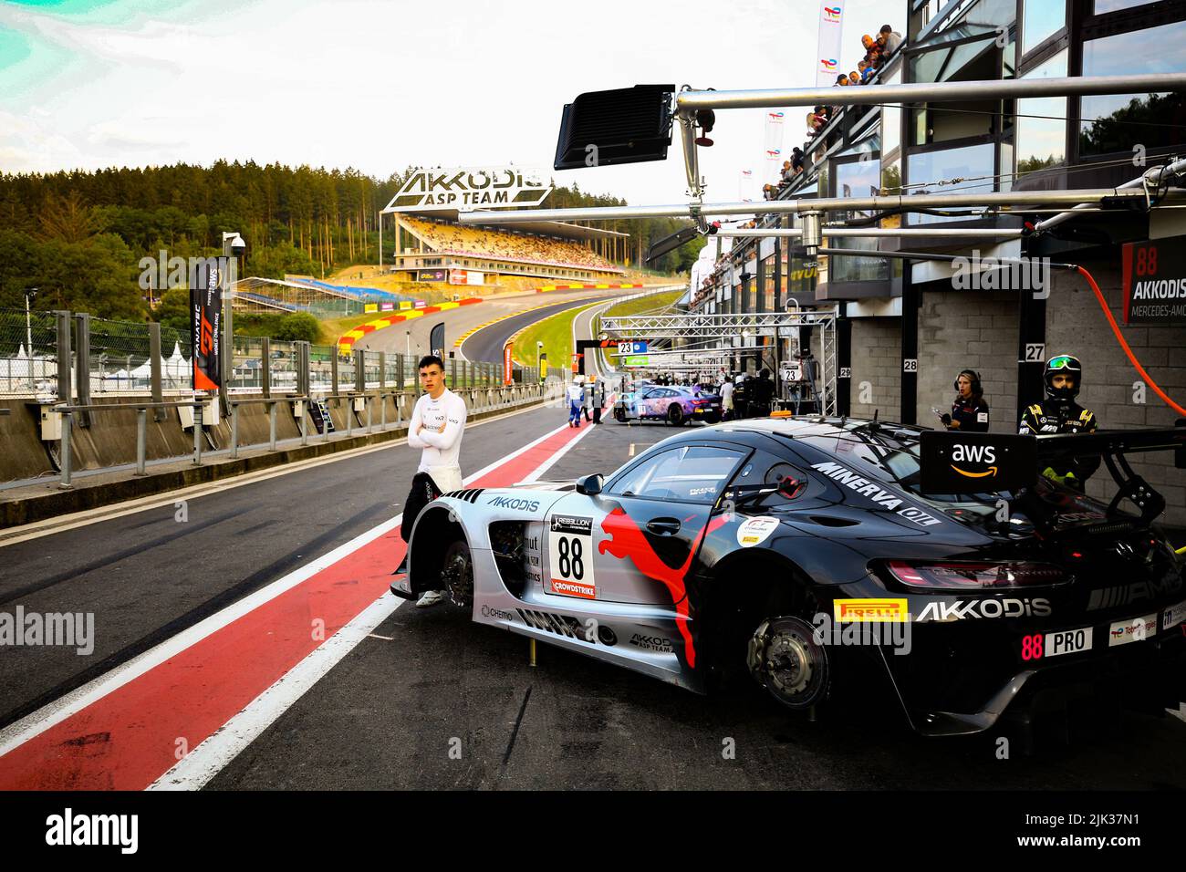 Pit-Lane,AKKODIS ASP Team,Mercedes-AMG GT3 Stock Photo - Alamy