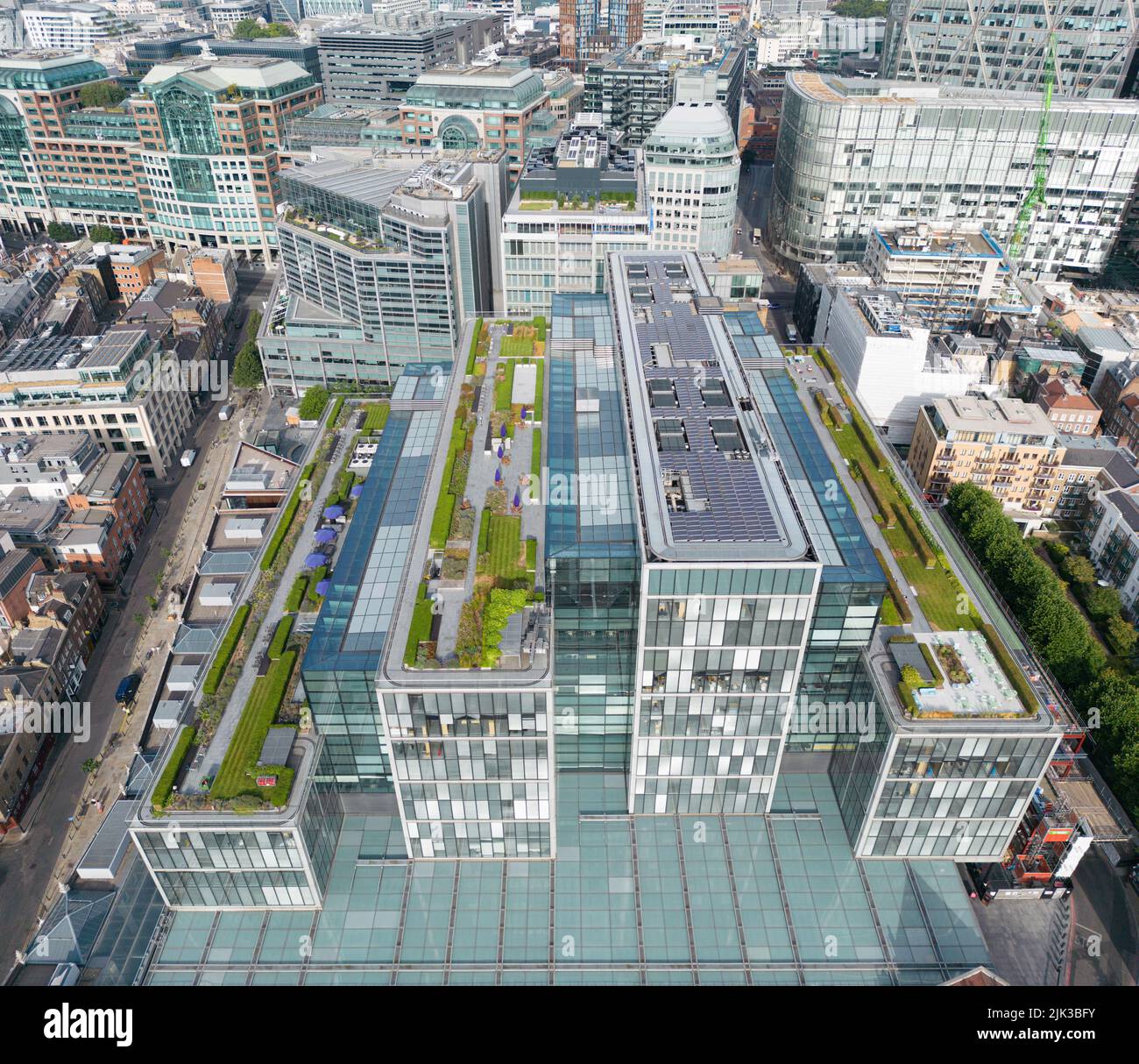 Spitalfields market roof hi-res stock photography and images - Alamy