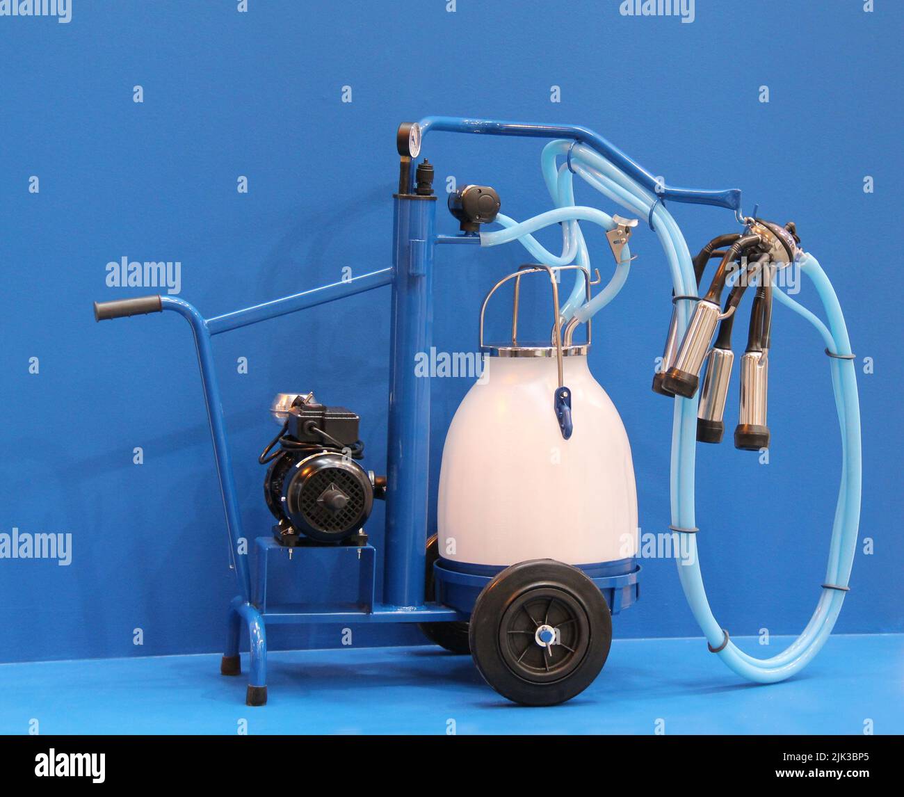 Dairy farm unit hi-res stock photography and images - Alamy