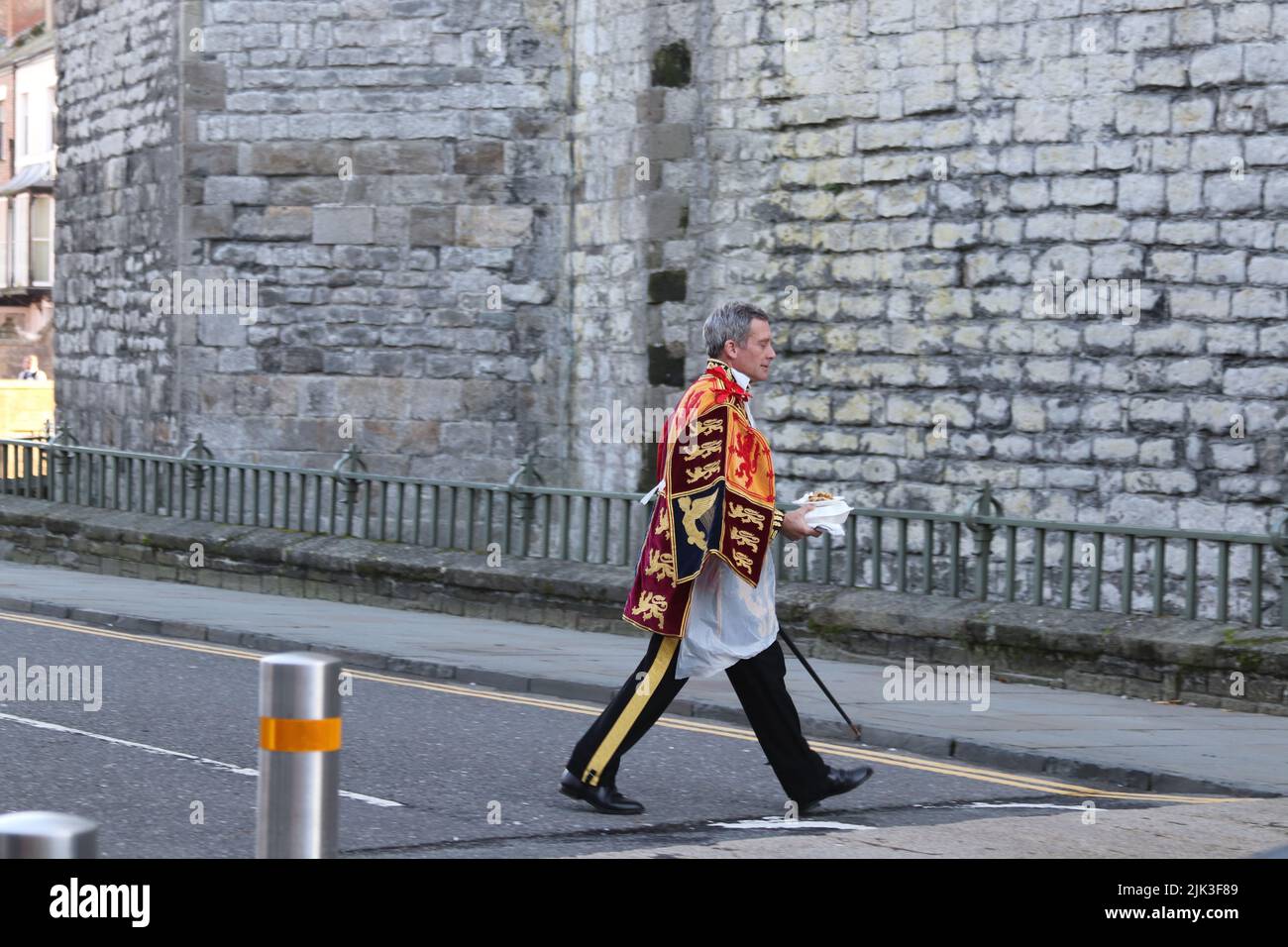 Netflix The Crown, Actors arriving at Caernarfon castle in North Wales ...
