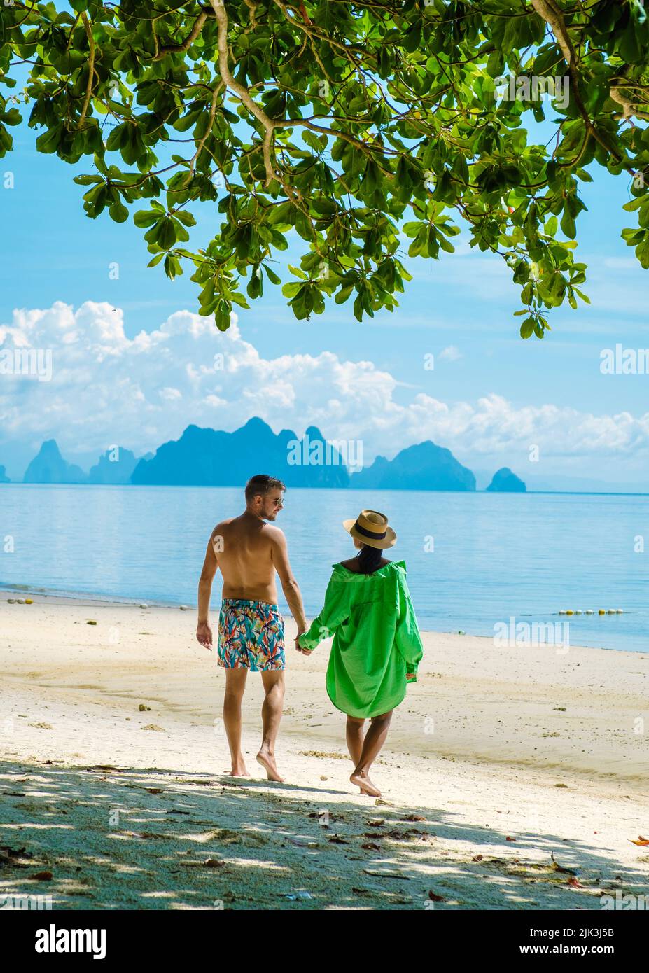 Romantic young couple on swing hi-res stock photography and images - Alamy