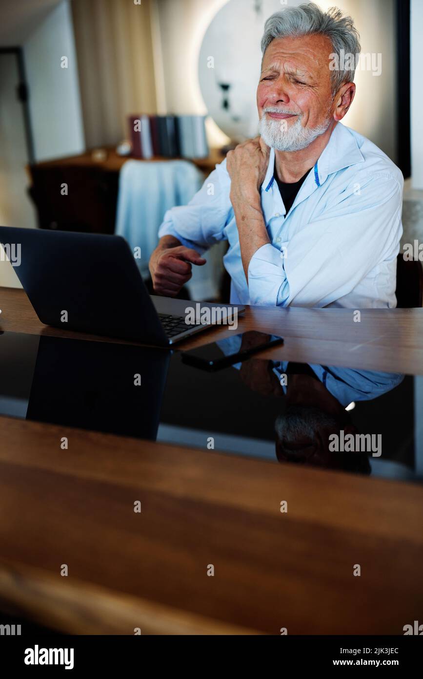 Medical student graduation hi-res stock photography and images - Alamy