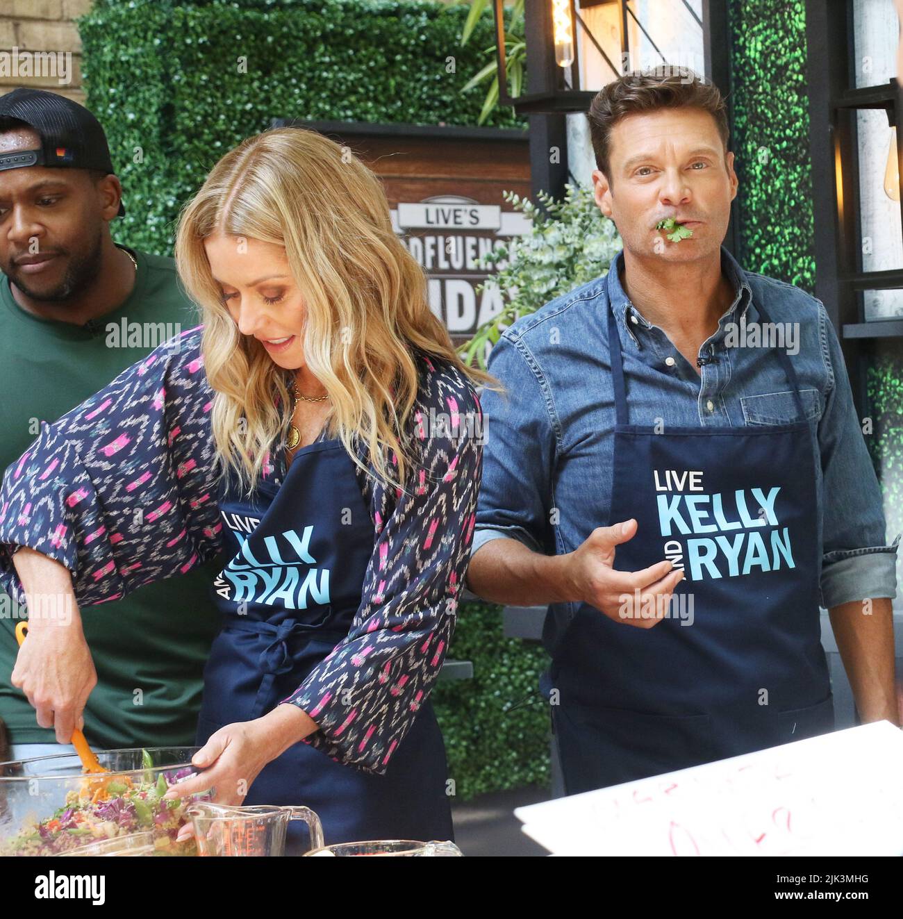 Live with Kelly & Ryan Foodfluencer Friday Face Off -PICTURED: Kelly ...