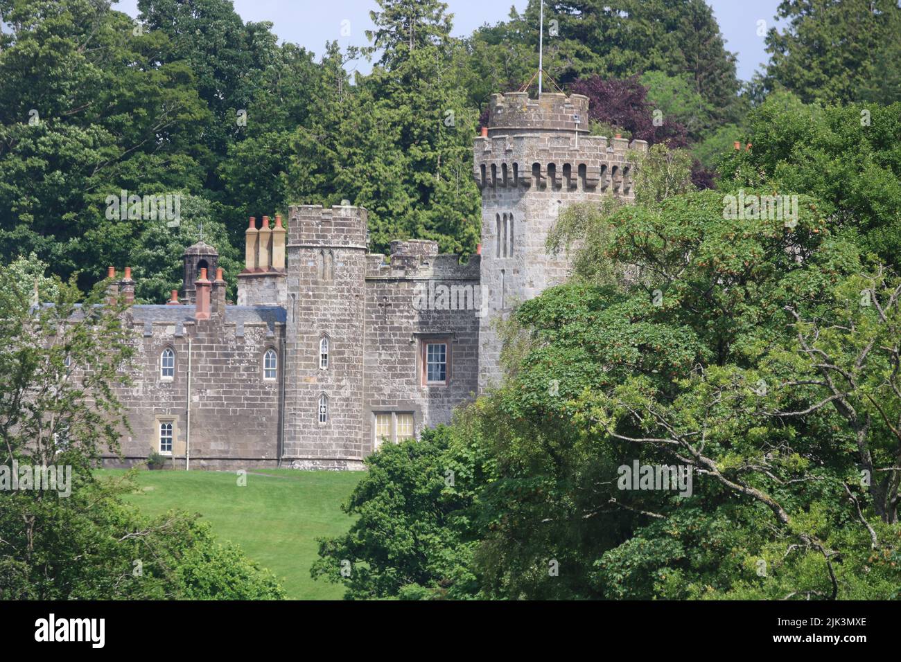 Balloch castle hi-res stock photography and images - Alamy