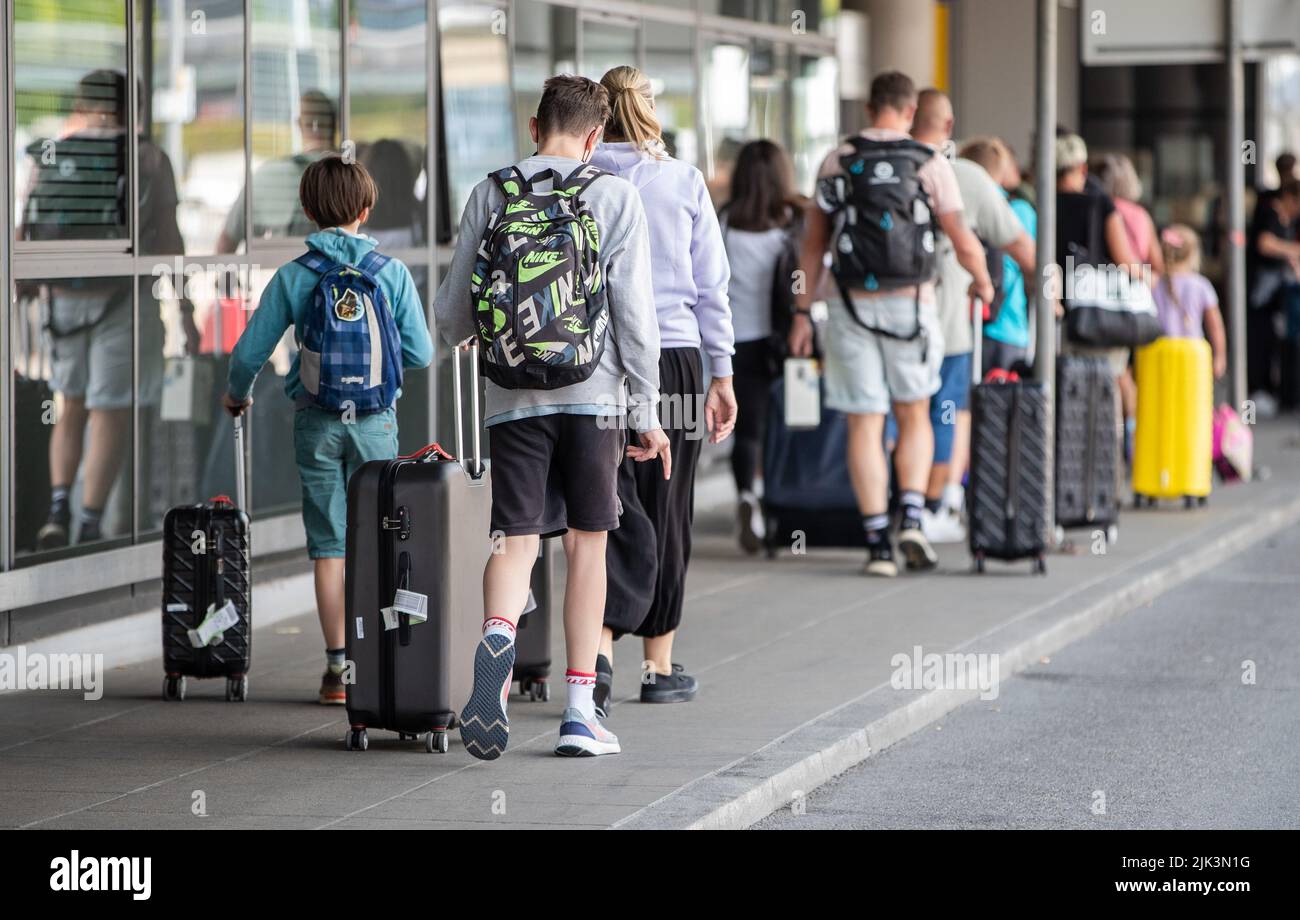 Stuttgart bus terminal hi-res stock photography and images - Alamy