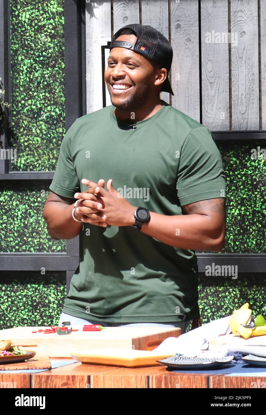 NEW YORK, NY July 28: Kevin Curry on the set of Live with Kelly & Ryan ...