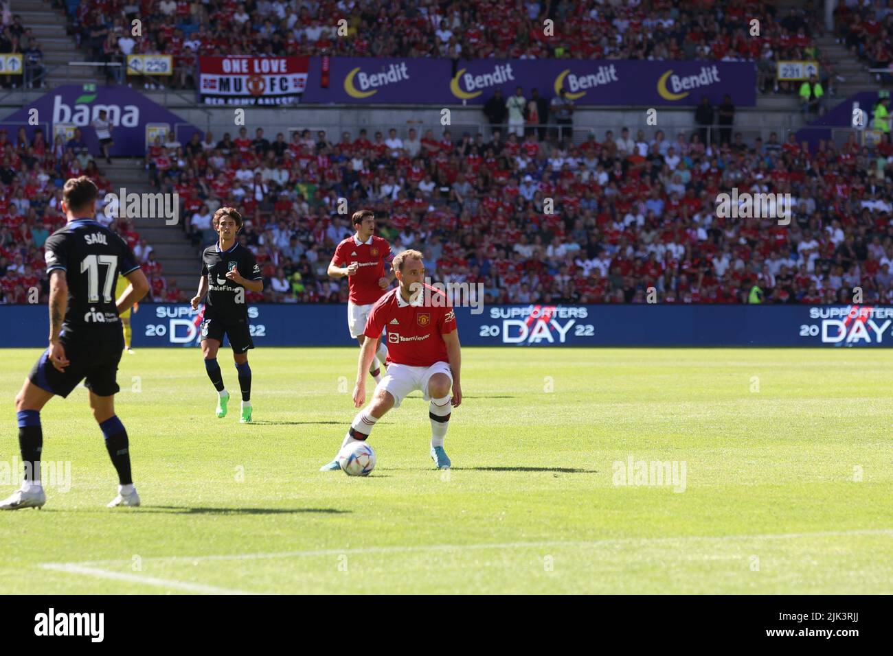 Christian eriksen manchester united hi-res stock photography and images - Alamy