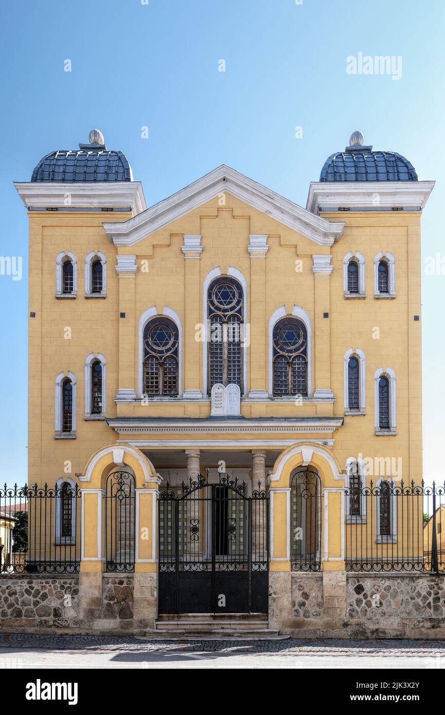 Edirne, Turkey - October 2021: Great Synagogue Of Edirne, This yellow ...