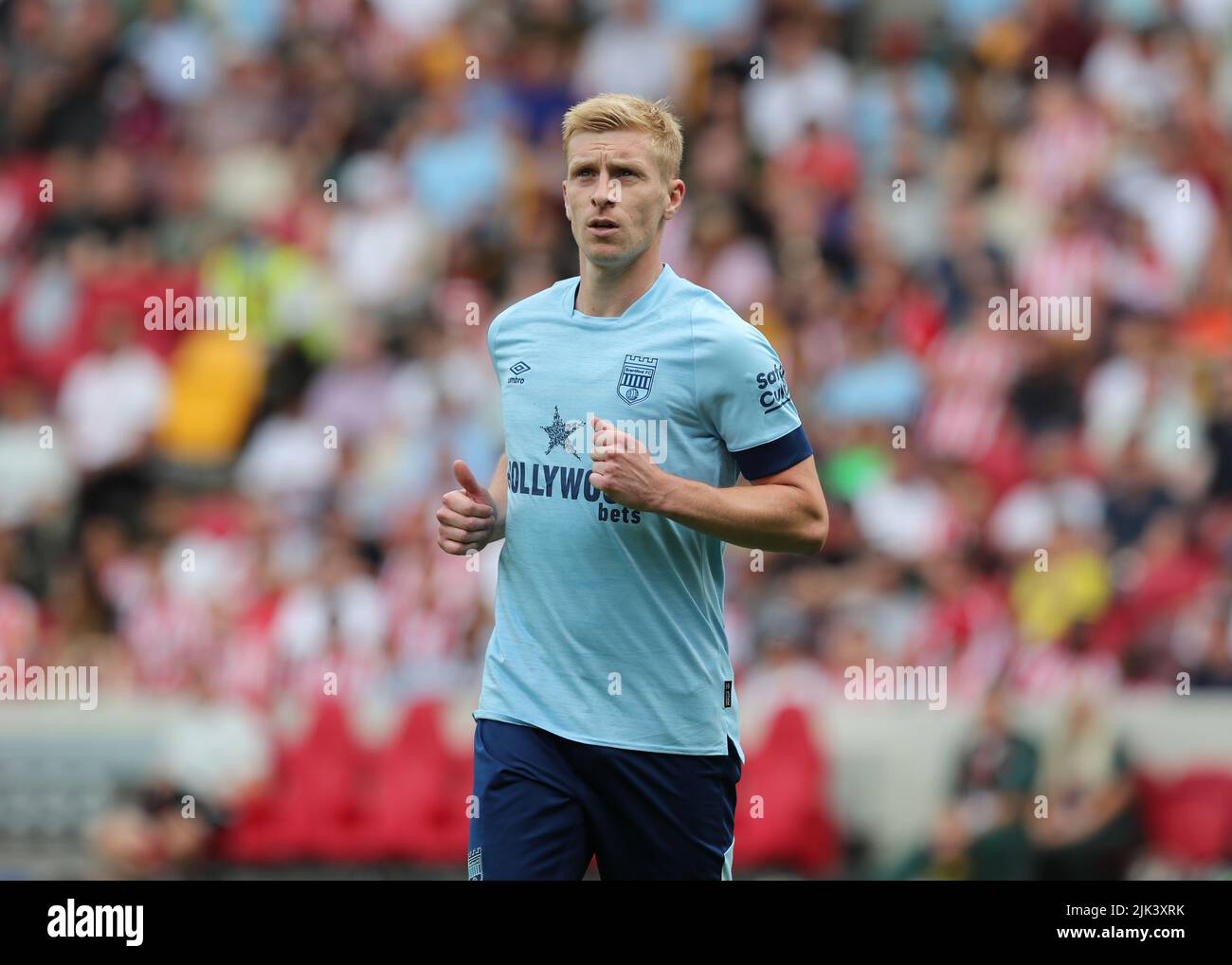 Ben mee brentford hi-res stock photography and images - Alamy