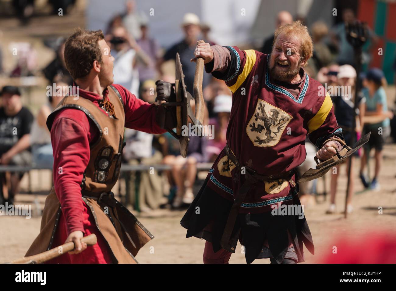 Dressed as medieval knights fight hi-res stock photography and images ...