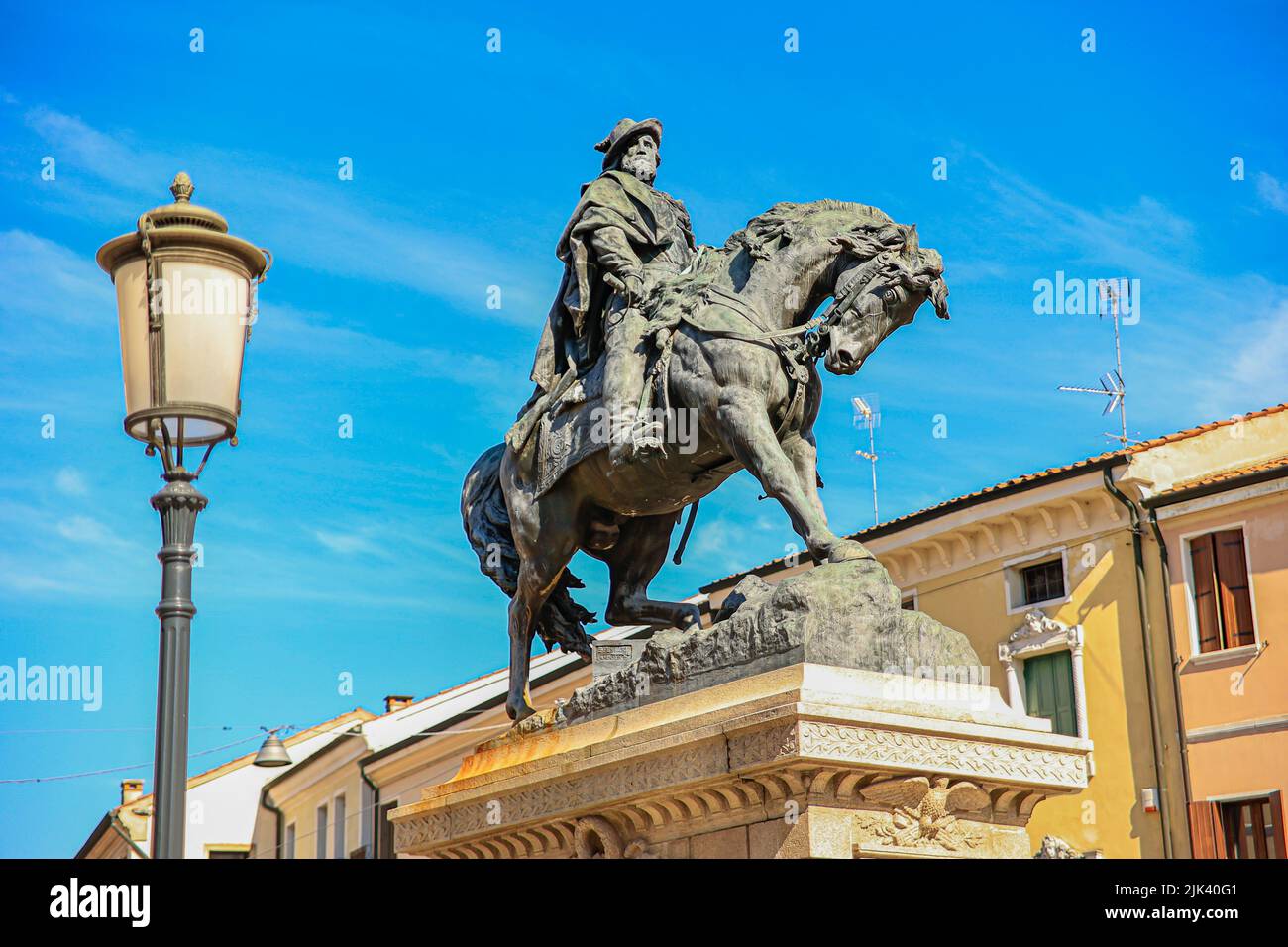 Rovigo, Italy Horse statue of Garibaldi Stock Photo - Alamy