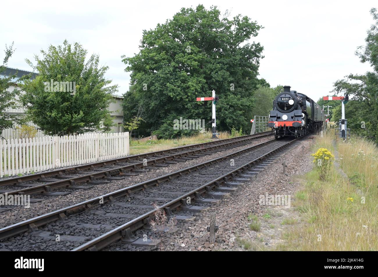 80151 a standard class 4MT tank engine pulling into Sheffield park ...