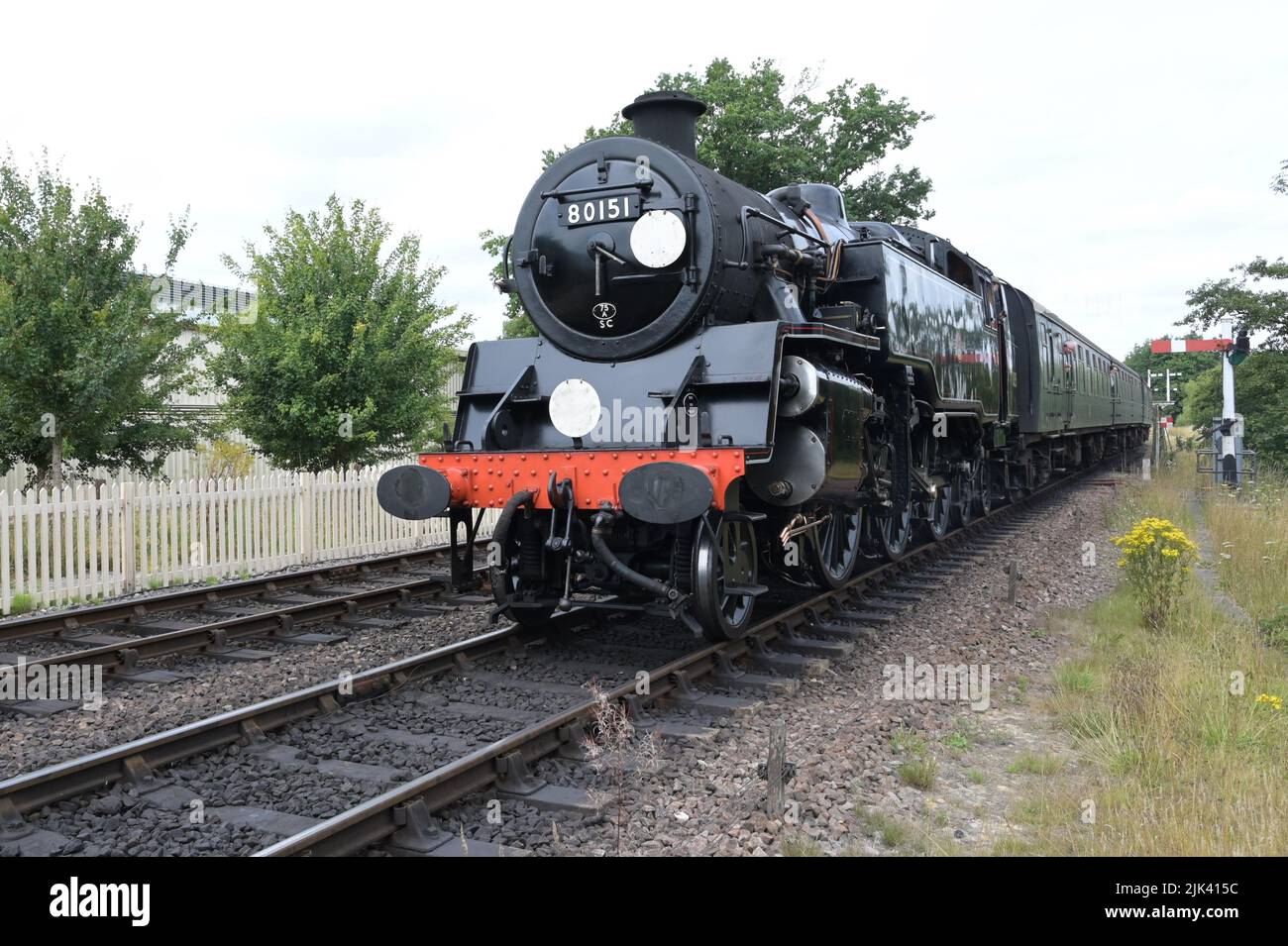 80151 a standard class 4MT tank engine pulling into Sheffield park ...