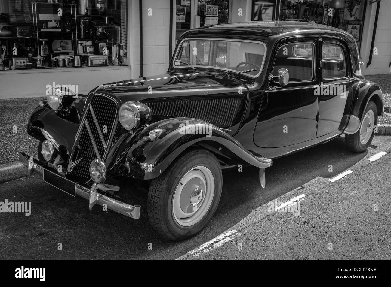 Traction avant Black and White Stock Photos & Images - Alamy