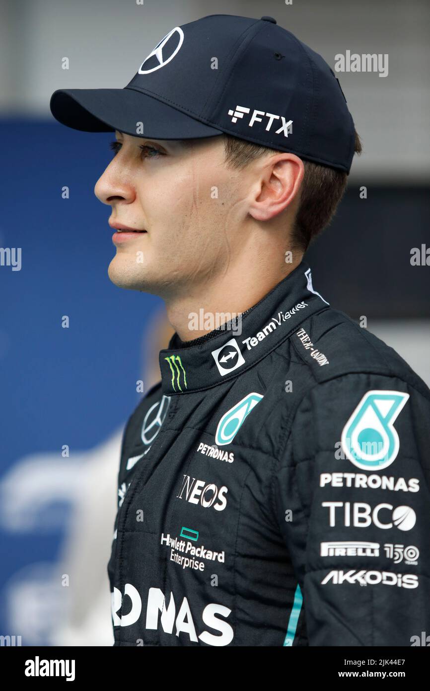 George russell wearing cap hi-res stock photography and images - Alamy