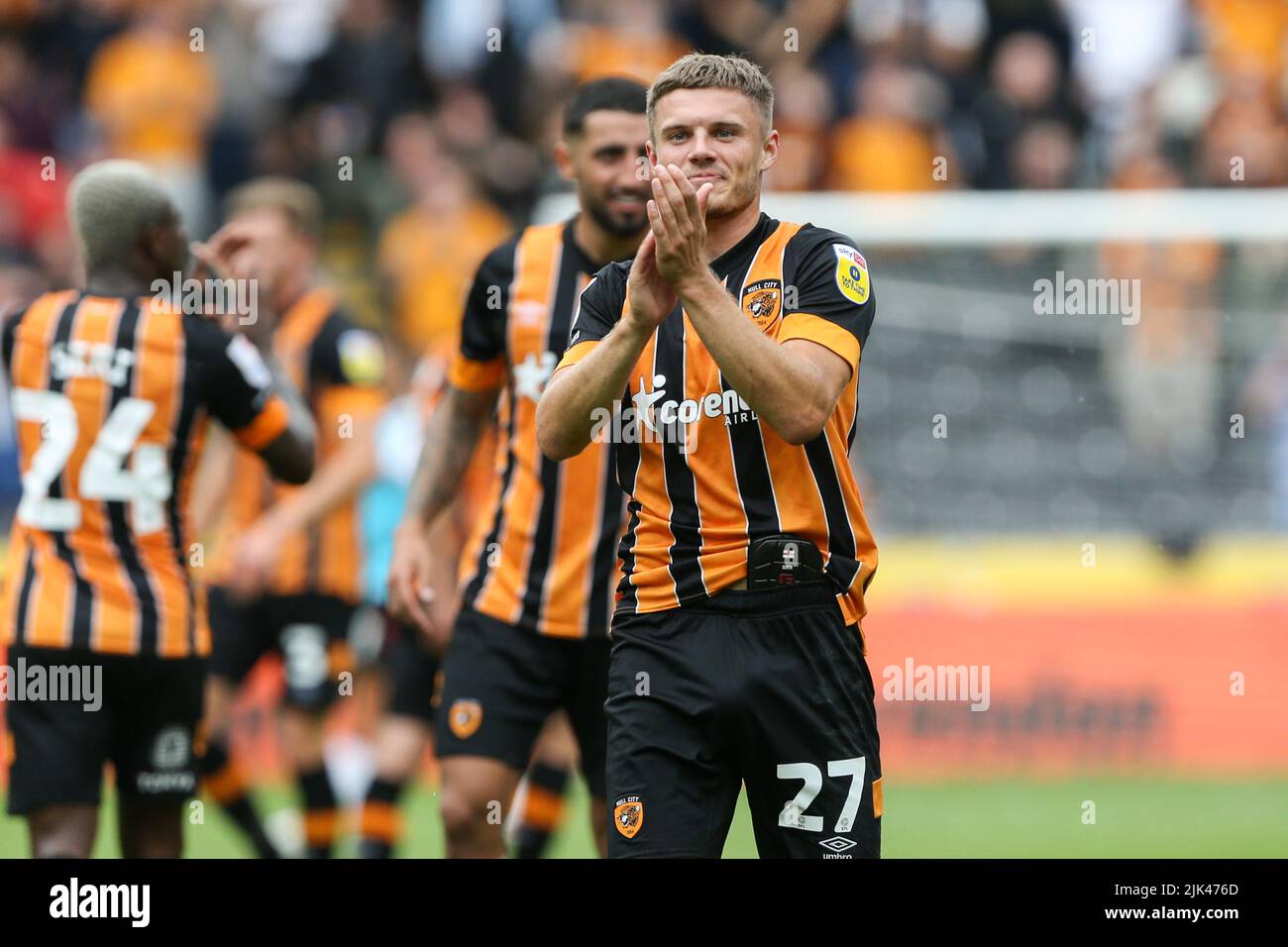Regan Slater #27 of Hull City claps the fans at the final whistle Stock ...