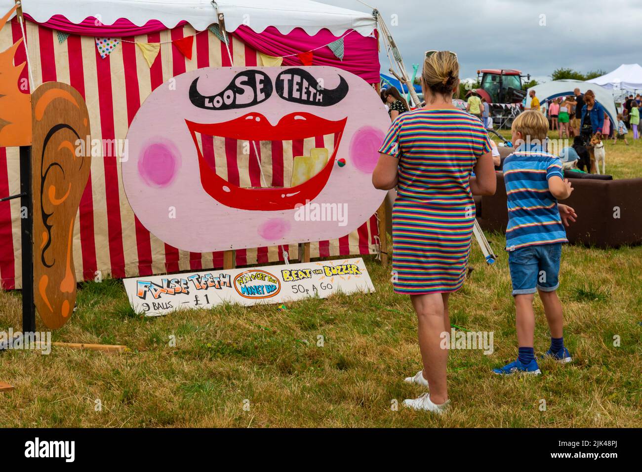Chettle, Dorset, UK. 30th July 2022. Thousands flock to the quirky ...