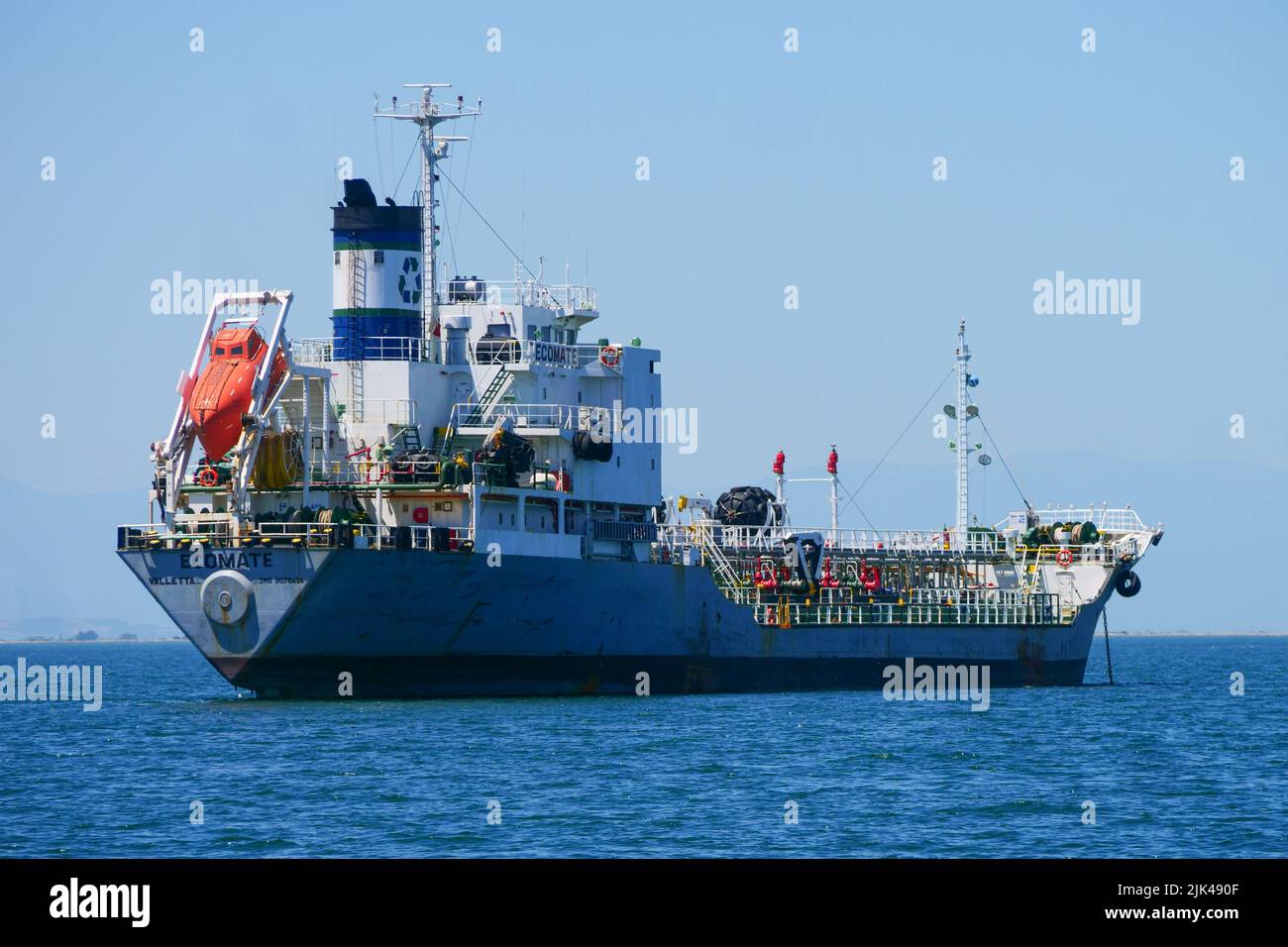 Containers ship, Thessaloniki Bay, Macedonia, North-Eastern Greece ...