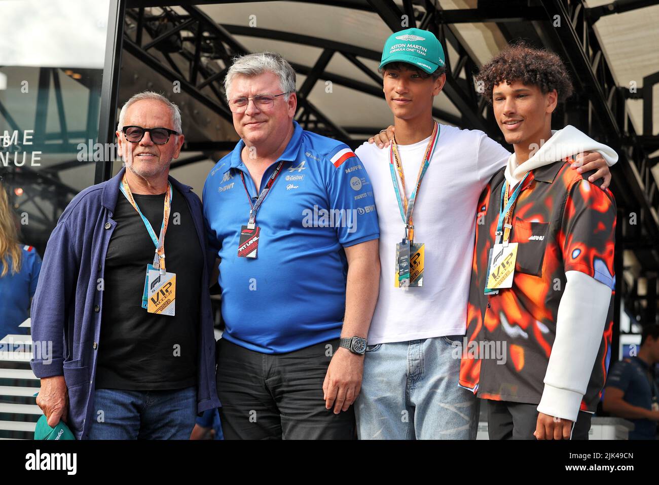 Chef principal hi-res stock photography and images - Alamy