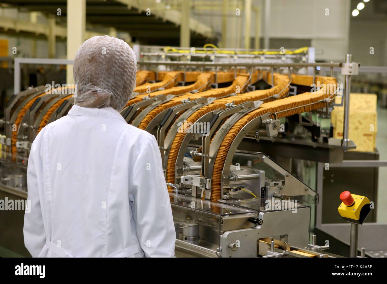 Woman bakery large hi-res stock photography and images - Alamy