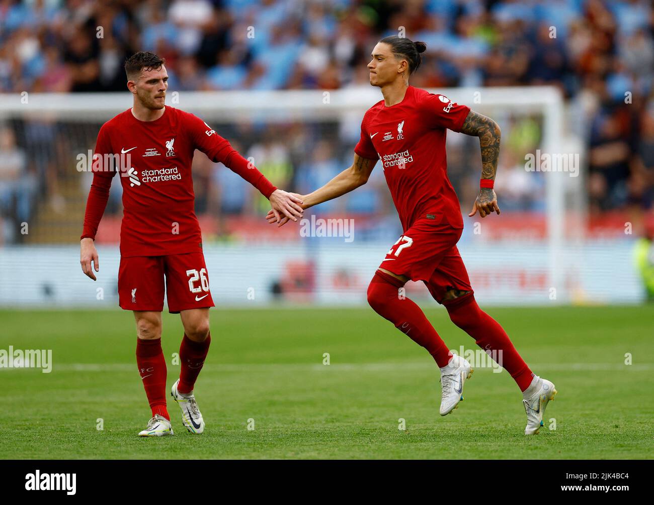 Darwin nunez community shield 2022 hi-res stock photography and images ...