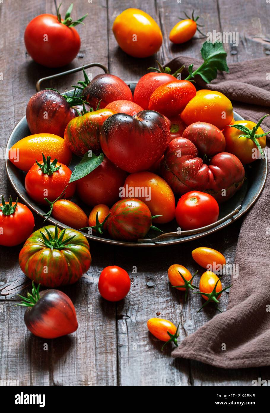 Crop tomatoes different varieties hi-res stock photography and images ...