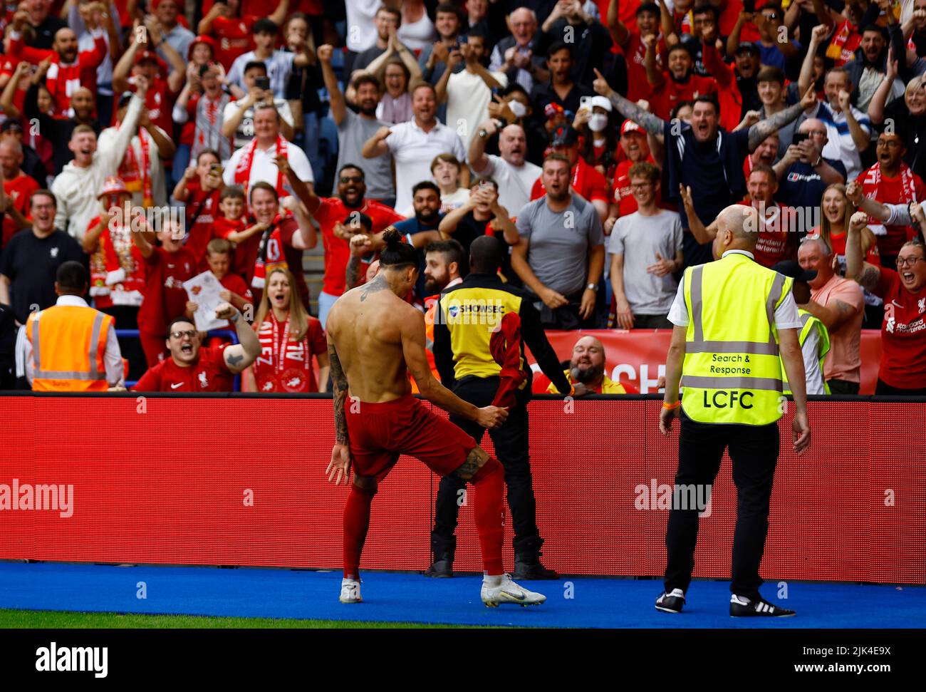 Darwin nunez community shield 2022 hi-res stock photography and images ...