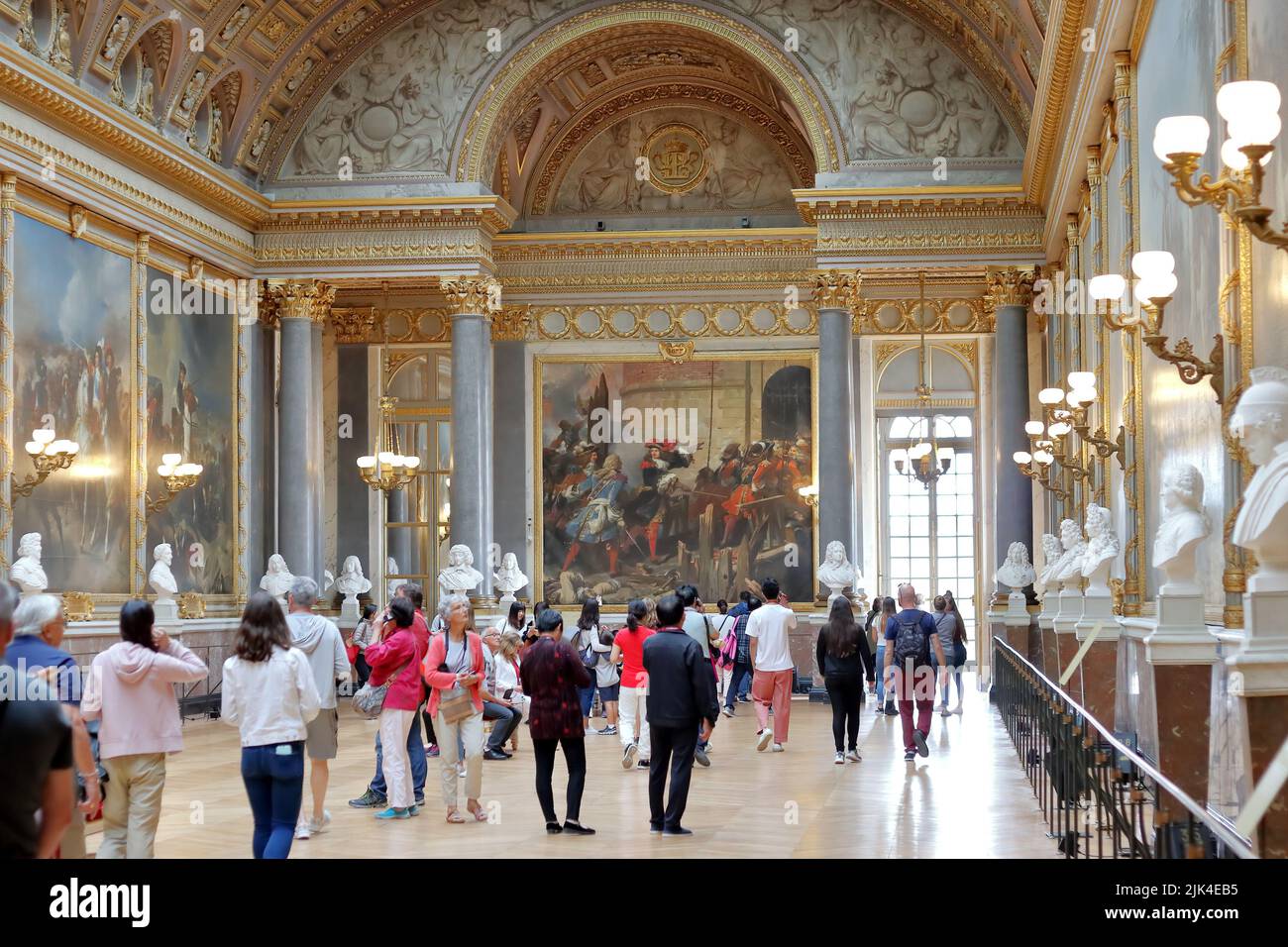 Versailles tourist hi-res stock photography and images - Alamy