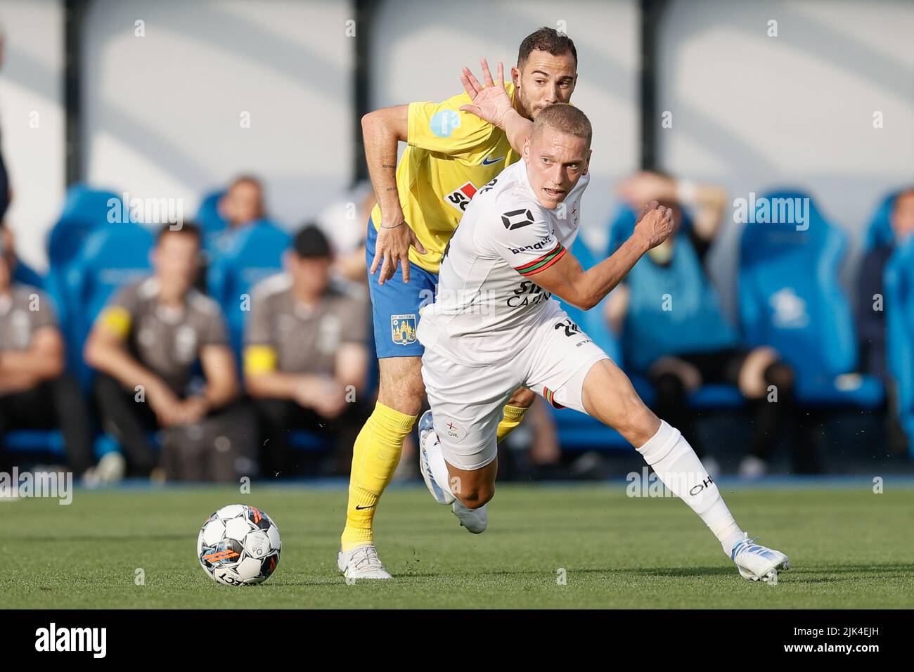 OHL's Casper De Norre and Westerlo's Edisson Jordanov fight for the ...