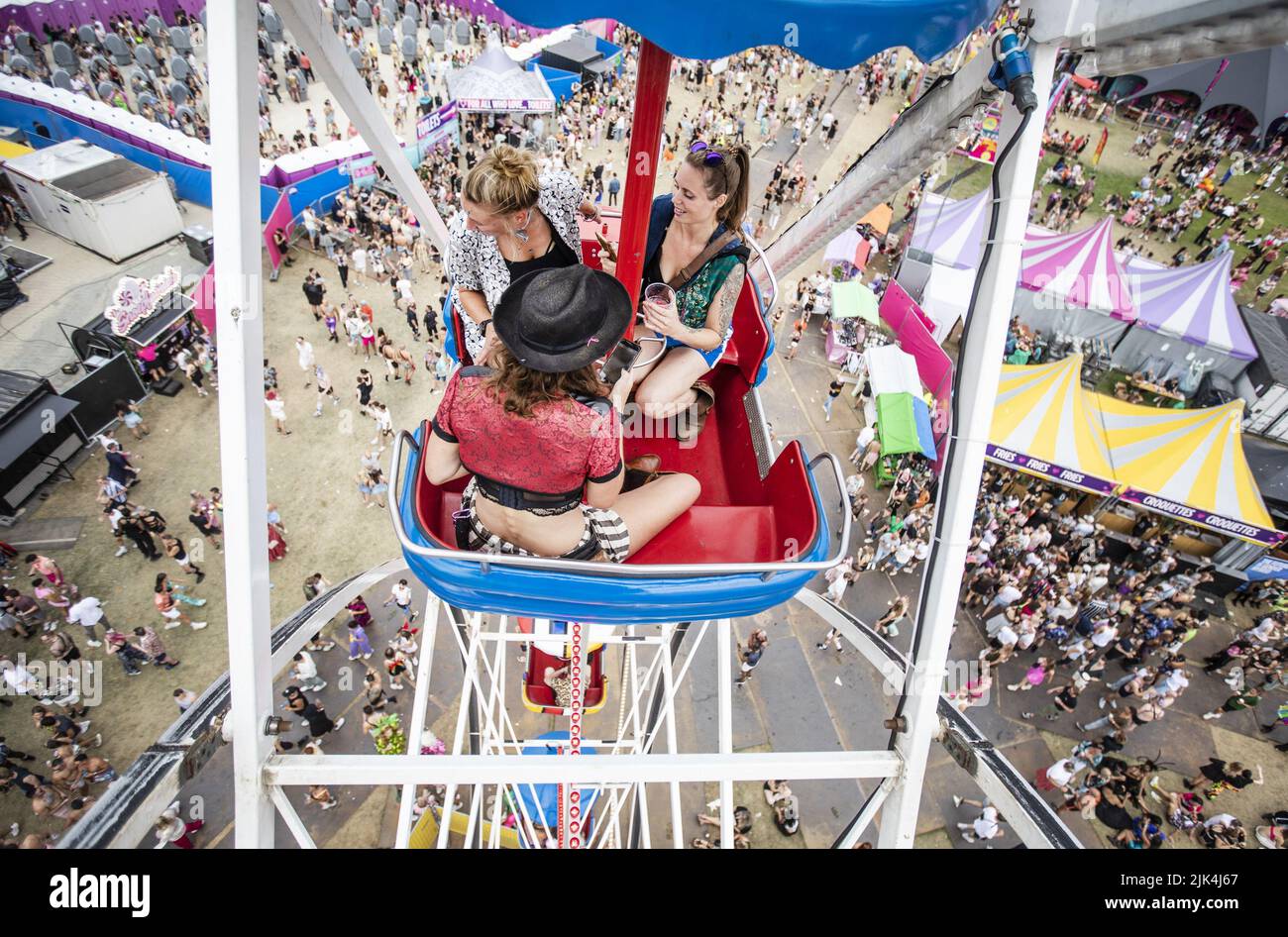 2022-07-30 19:00:59 AMSTERDAM - Visitors during the Milkshake festival ...