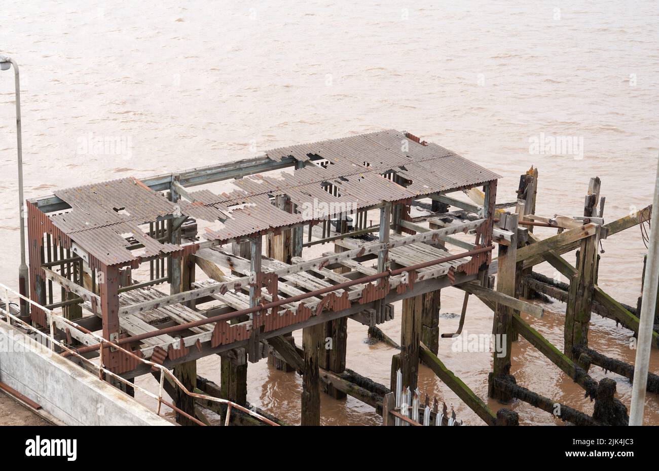 Dock sheds hi-res stock photography and images - Alamy
