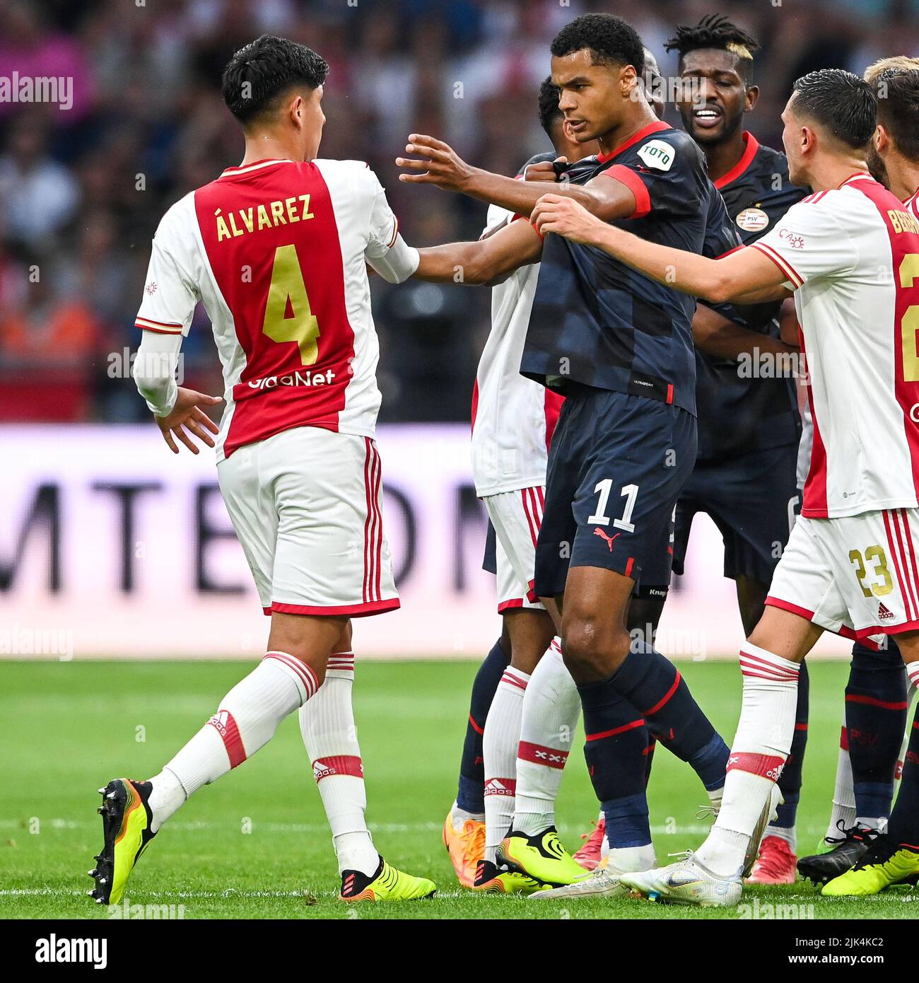 Sports equipment cruijff scale hi-res stock photography and images - Alamy