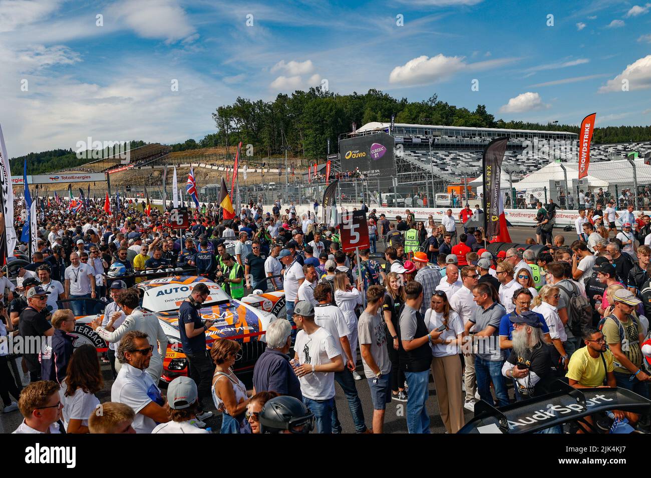 starting grid, grille de depart, during the TotalEnergies 24 hours of ...