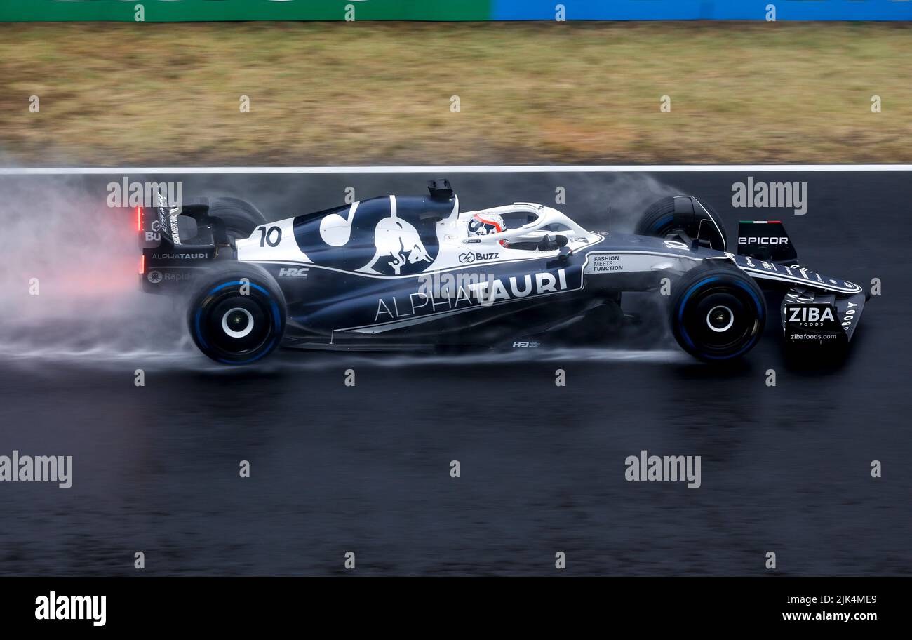 10 GASLY Pierre (fra), Scuderia AlphaTauri AT03, action during the Formula 1 Aramco Magyar ...