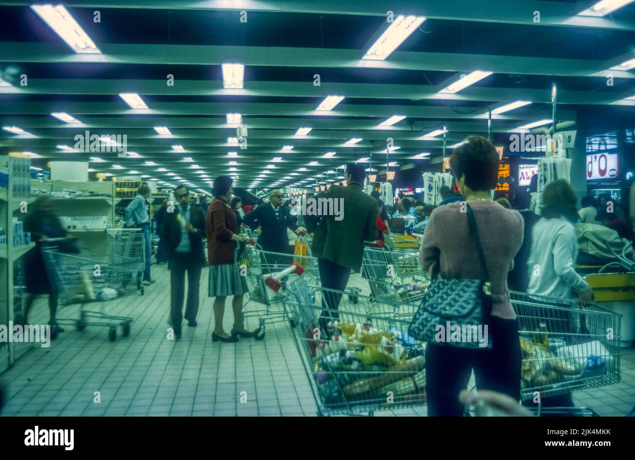 1970s france supermarket hi-res stock photography and images - Alamy