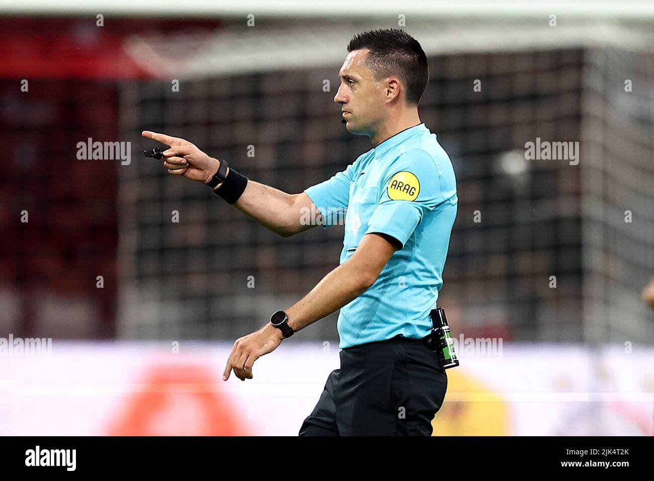 AMSTERDAM - Referee Dennis Higler during the Johan Cruijff Scale match ...