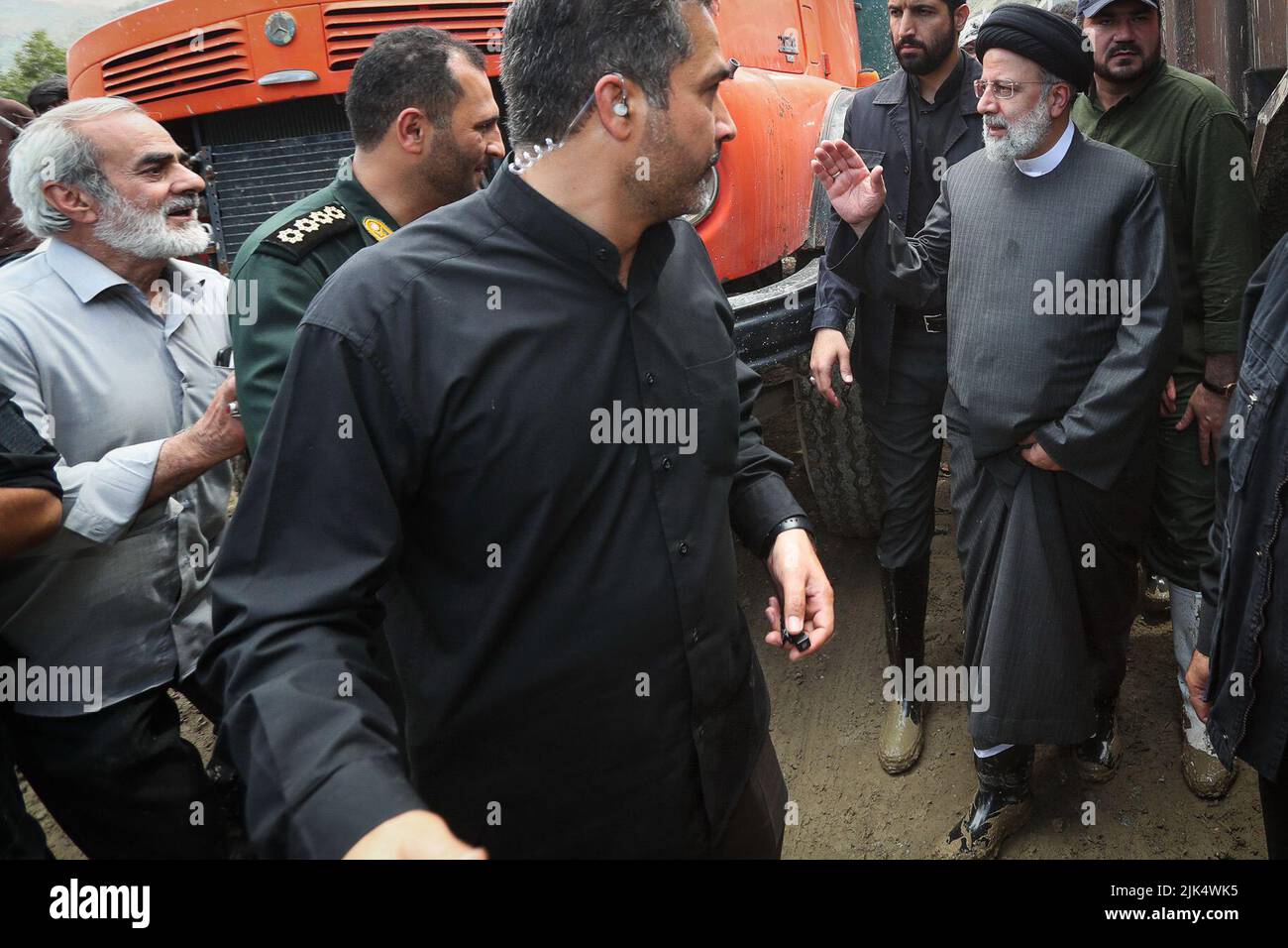 Iranian red crescent society hi-res stock photography and images - Alamy