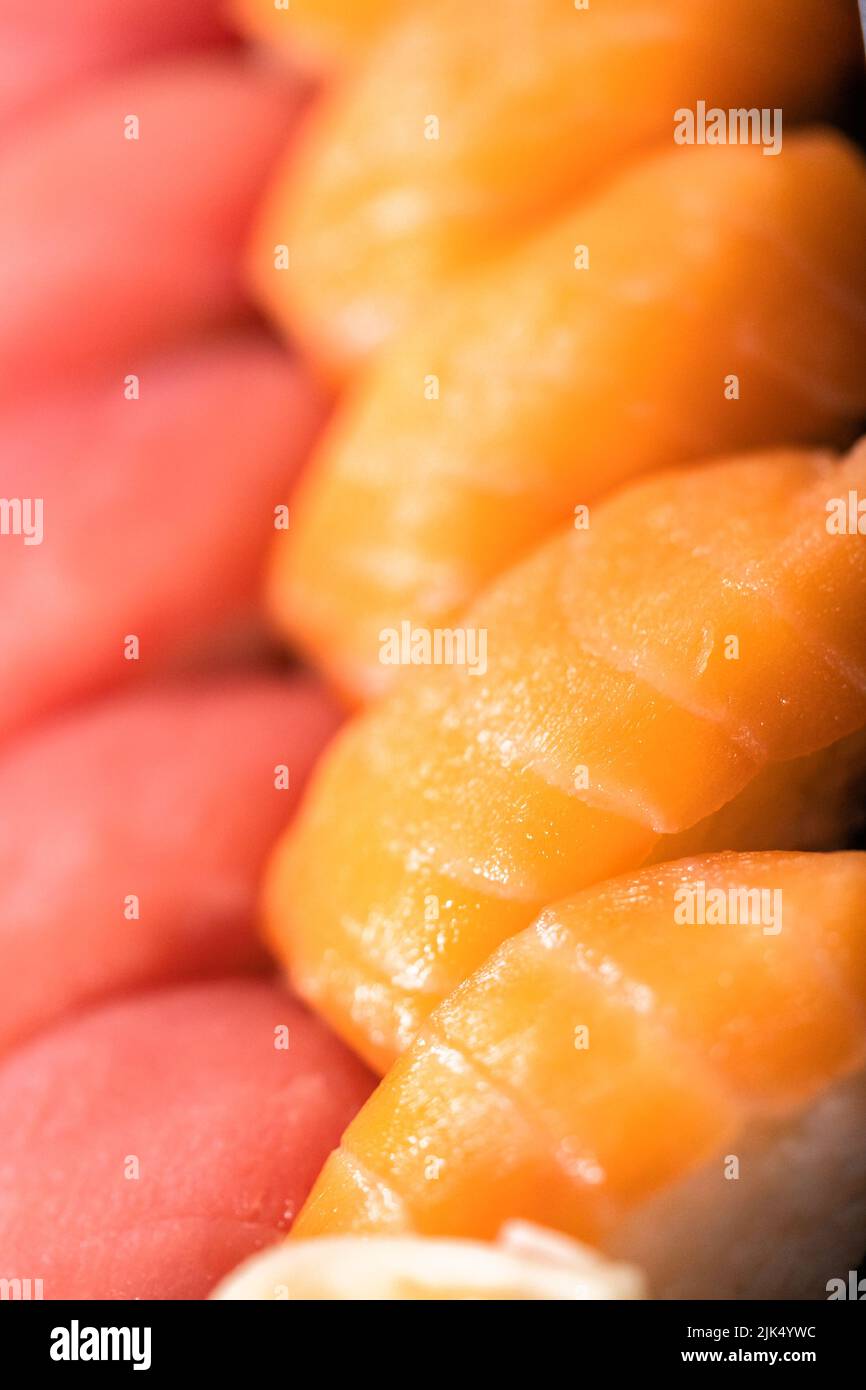 Pre packaged sushi hi-res stock photography and images - Alamy