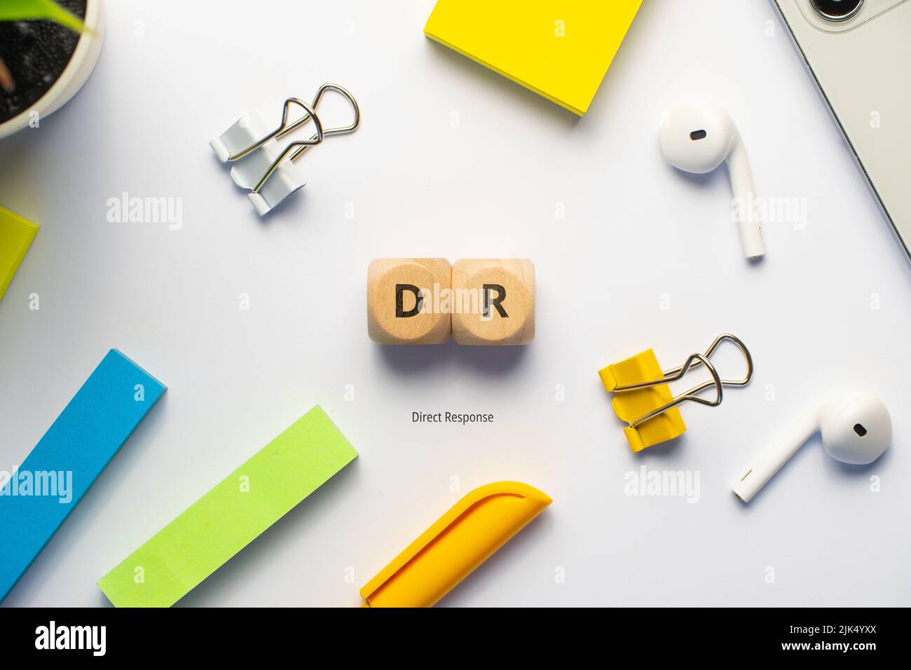 Direct response advertising hi-res stock photography and images - Alamy