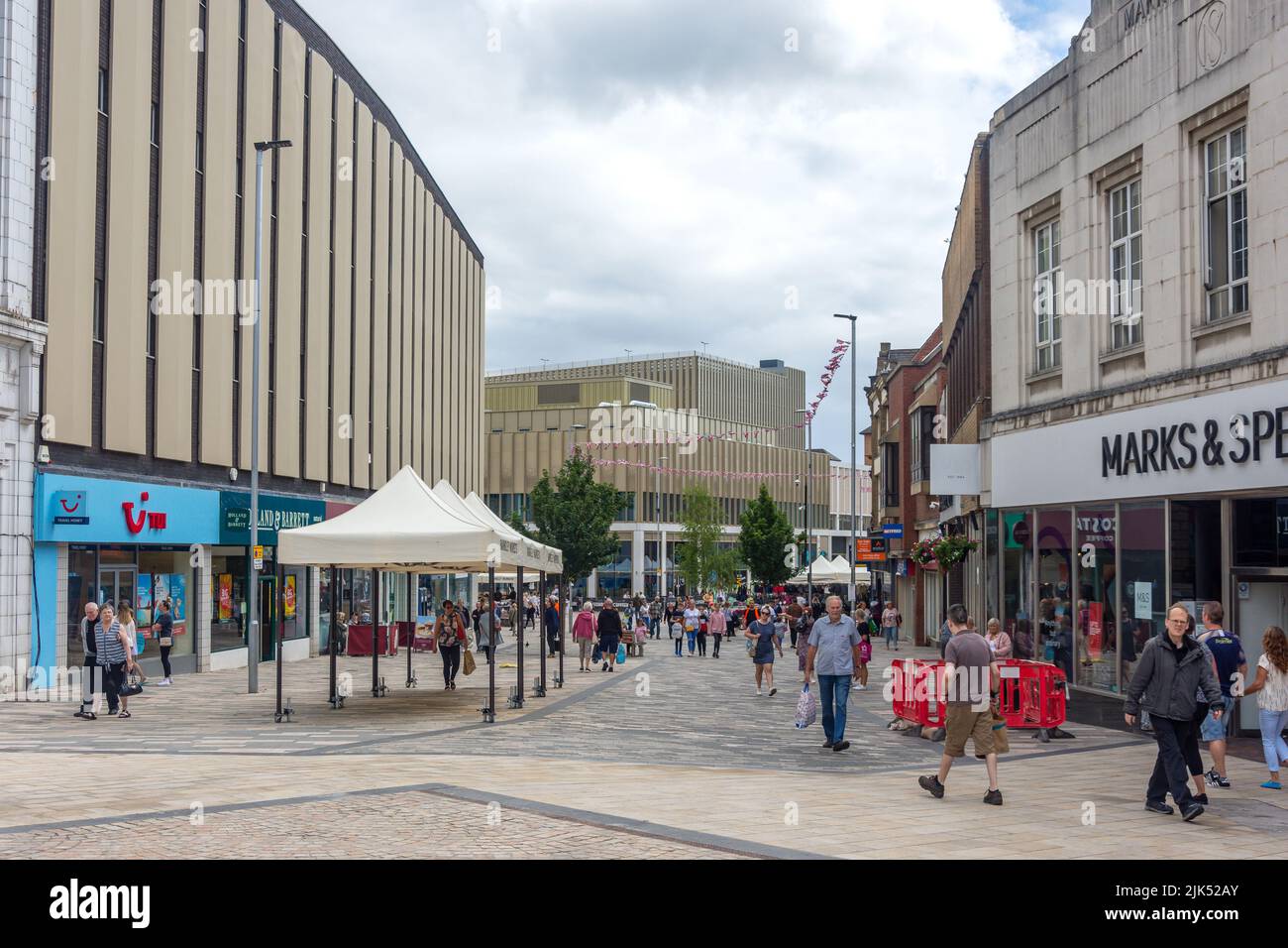 Pedestrianised Queen Street, Barnsley, South Yorkshire, England, United ...