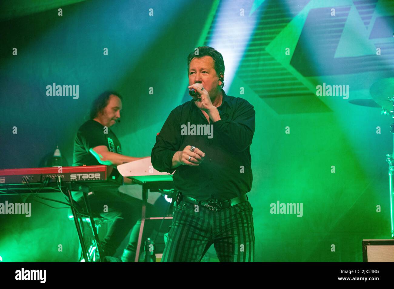 Karat - 125 Jahre Herrnhuter Sterne in der Herrnhuter Manufaktur ...