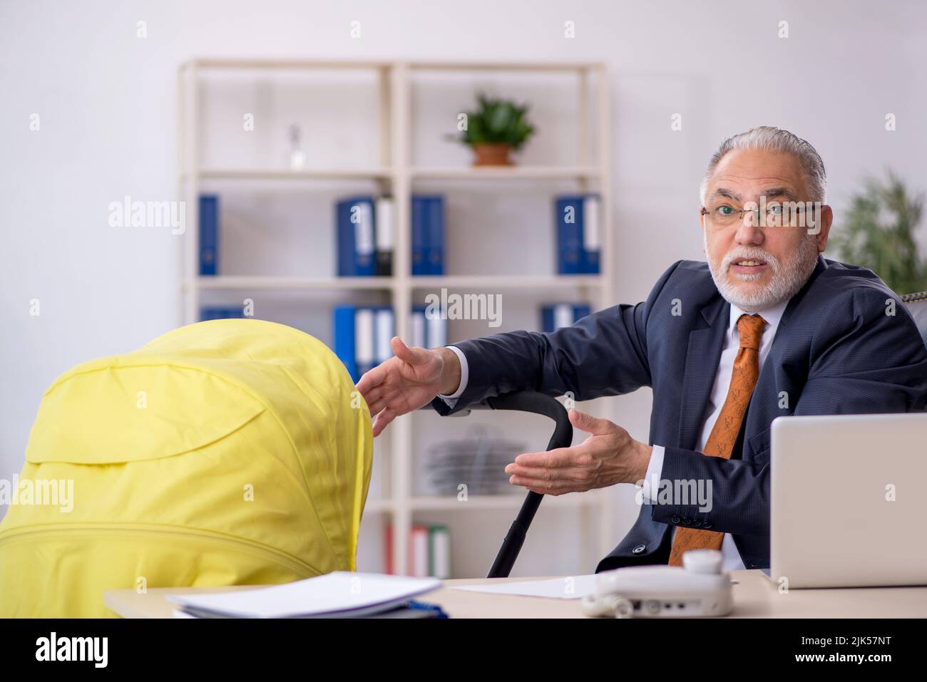 The boss baby family business hi-res stock photography and images - Alamy