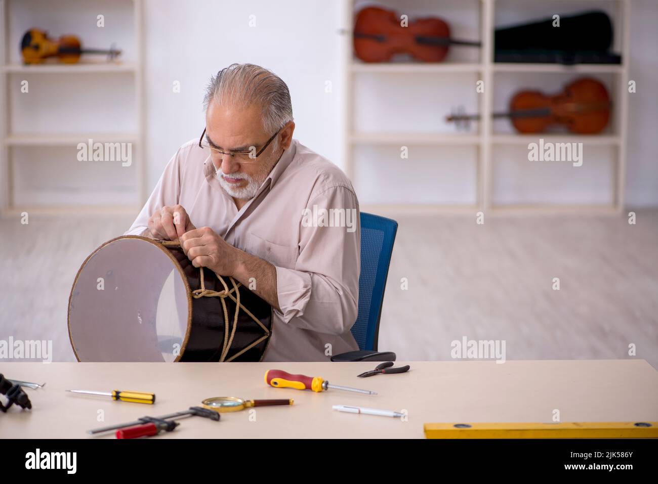 Percussion instrument maker hi-res stock photography and images - Alamy