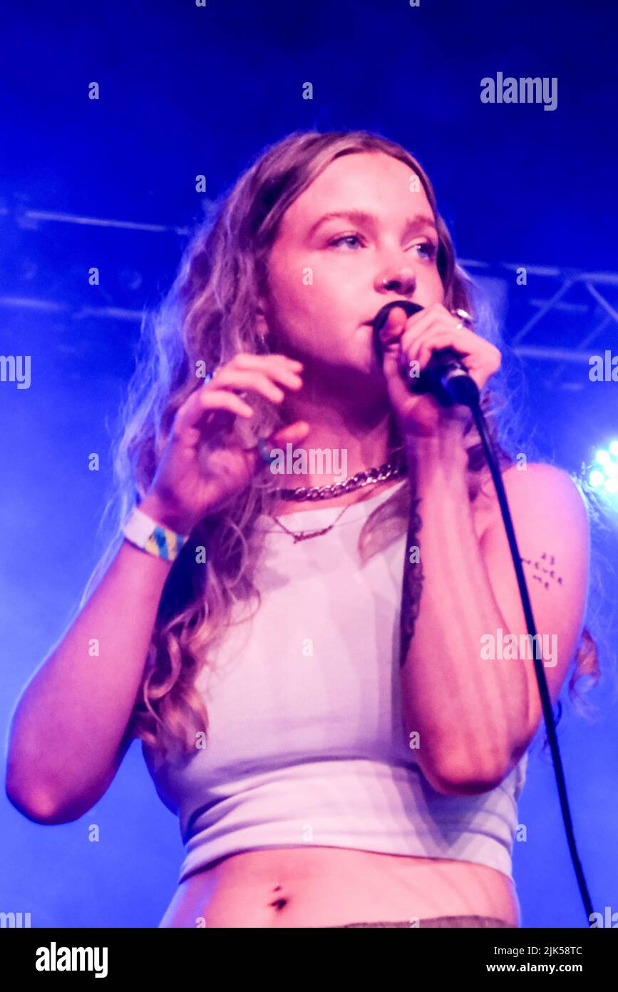 Dead Pony at Tramlines, Sheffield, 24/7/22 Stock Photo - Alamy