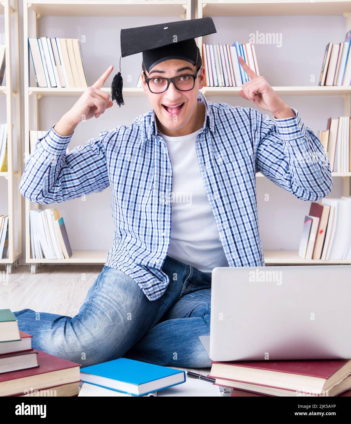 Student demonstrating project hi-res stock photography and images - Alamy