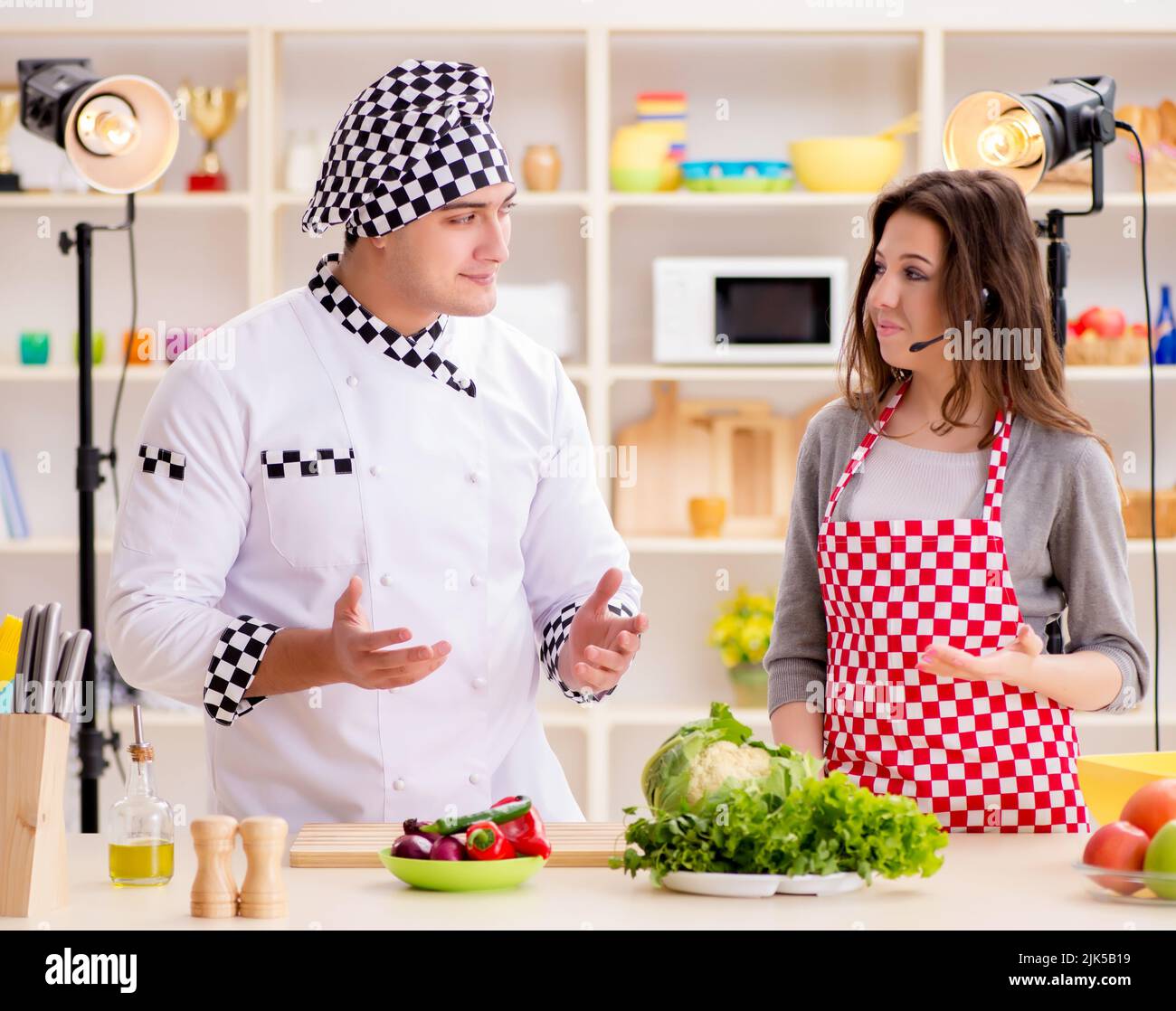 The food cooking tv show in the studio Stock Photo - Alamy