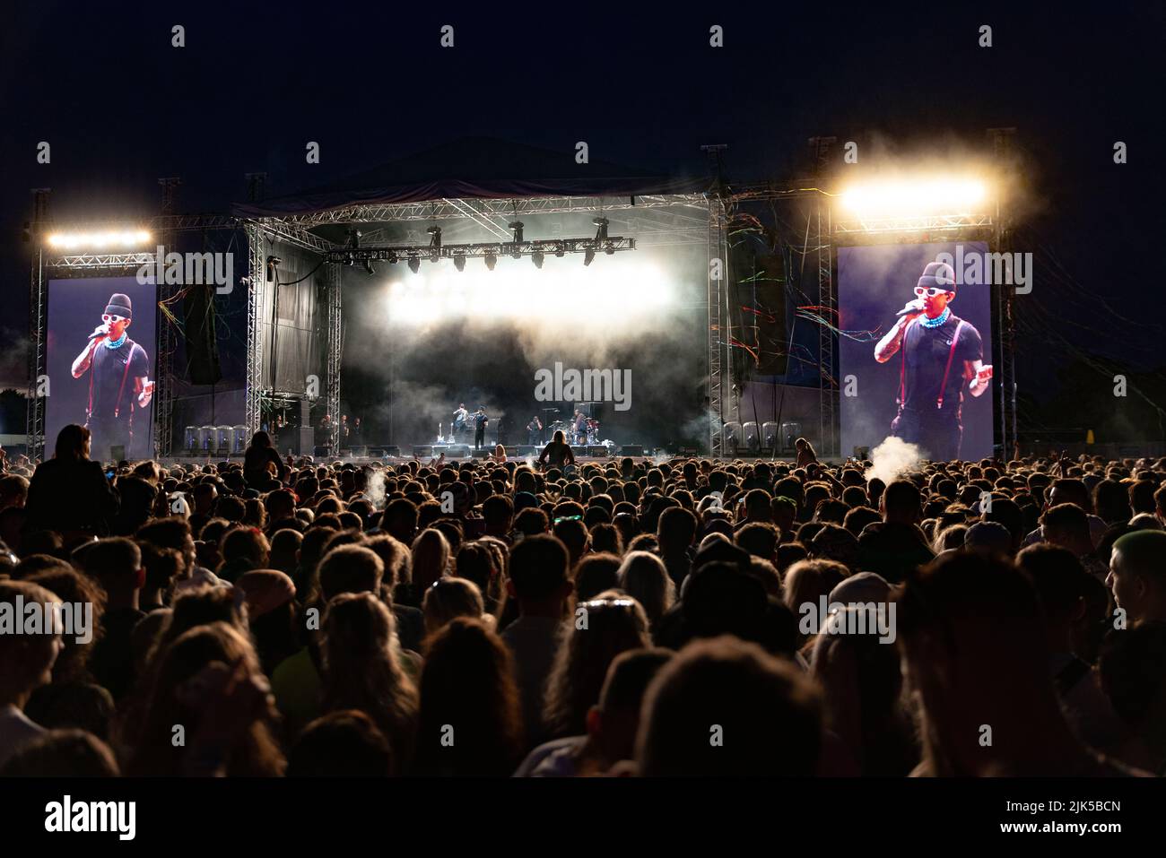 Loosefest crowd hi-res stock photography and images - Alamy