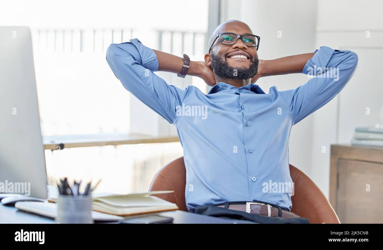 Relaxed office hi-res stock photography and images - Alamy