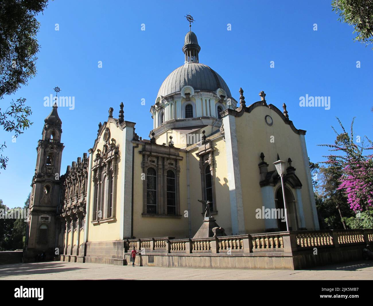 The church in Addis Ababa, Ethiopia Stock Photo - Alamy
