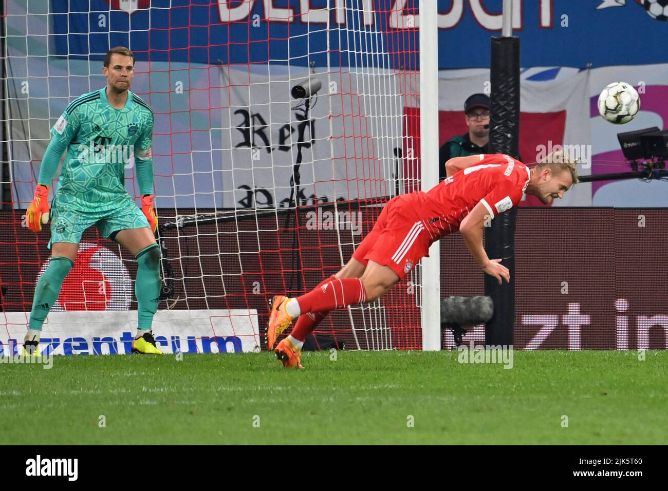 Omar RICHARDS (FC Bayern Munich), header, action, individual action ...